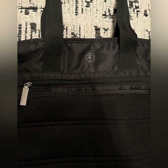 GAIAM | Bags | Gaiam Yoga Mat Bag All Black On The Outside Purple ...